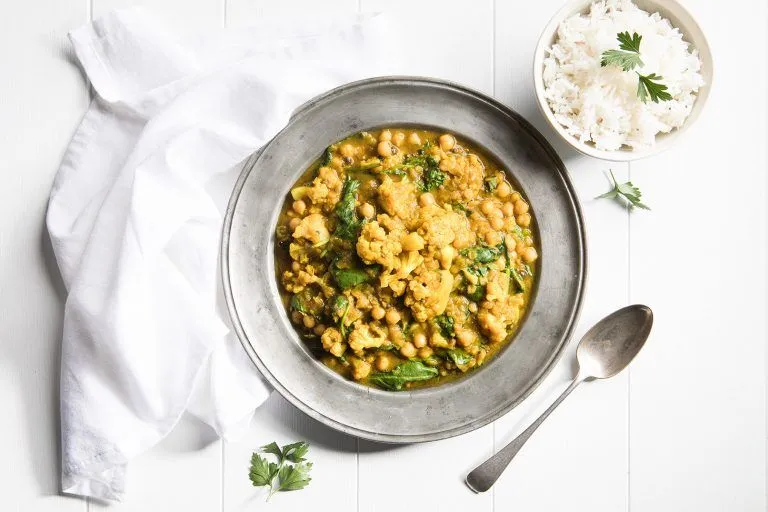 Cauliflower and Spinach Dahl Recipe| Healthy Made Tasty